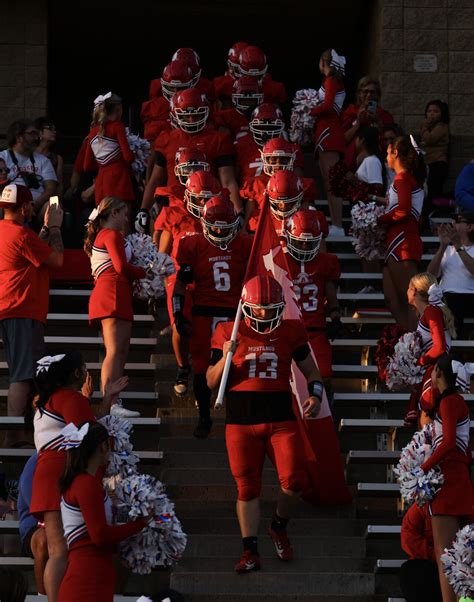Prep Football Roundup Prosser Hangs On To Top Ephrata Prep Sports