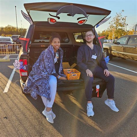 Lit1 Amazon Fulfillment Center Lit1amazon • Instagram Photos And Videos