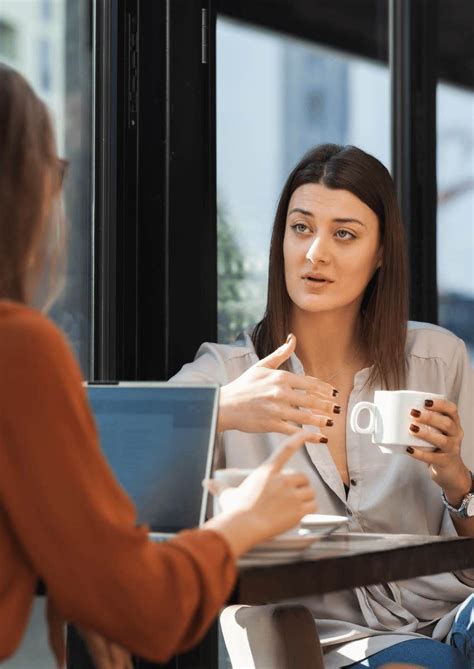5 Habits Of People Who Naturally Stand Out Without Giving Off Try Hard