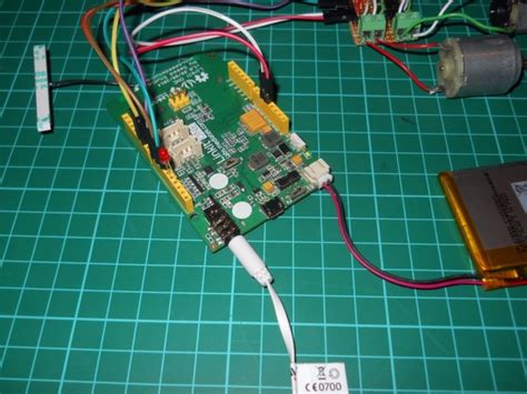 Construir Tu Propio Robot Bb 8 Siete Proyectos Diy Con Arduino Lego O Impresoras 3d Que Puedes