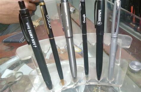 Blue Metal Ball Pen Refill At ₹ 75piece In New Delhi Id 2849428402097