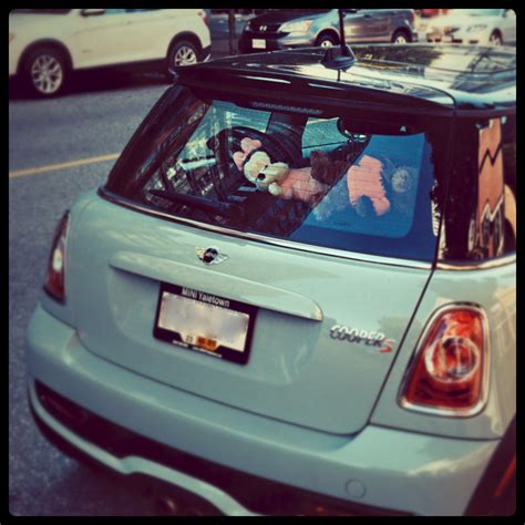 무료 이미지 바퀴 범퍼 Lomography Lomo Olympustrip35 Trip35 미니 마우스 오스틴 미니 사각 사진 도시 자동차 육상 차량