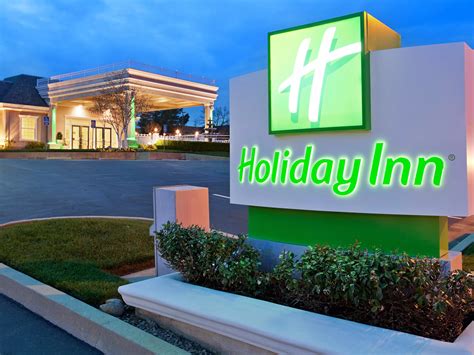 Hotel In Reddingcalifornia Holiday Inn Redding Hotel