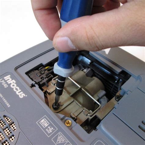 How To Replace A Way Lamp Socket Storables