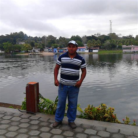 Stream Himno Nacional De Guatemala By Himnos Escolares Listen Online