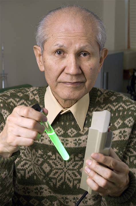 Mbl Scientist Osamu Shimomura 2008 Nobel Laureate Dies At 90 Marine Biological Laboratory