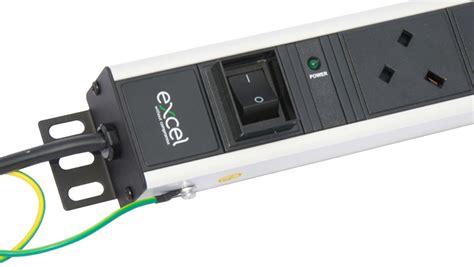 Buy Excel 6 X Uk Socket Horizontal Pdu C14 Plug Comms Express