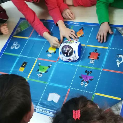 Okul Oncesi Robotik Kodlama Egitimi Robokodlama