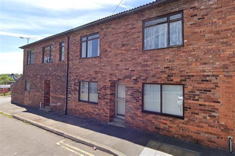 1 Bed Flat For Sale In 11b Main Street Bolsover Chesterfield S446jf