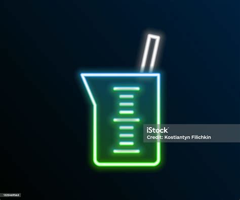 빛나는 네온 라인 실험실 유리 제품 또는 검은 배경에 고립 된 비커 아이콘 다채로운 개요 개념 벡터 건강 검진에 대한 스톡 벡터 아트 및 기타 이미지 Istock