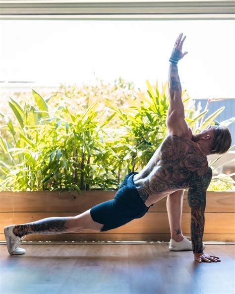 3 reason flow is an effective warm up functional training institute