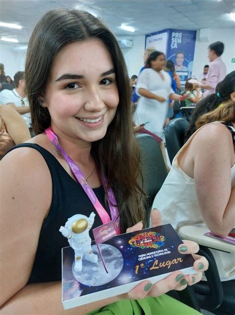 Trabalho De Aluna De Ic Em Foi Primeira Colocada Na área De Ciências Biológicas Durante A