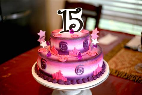 Торт девочке на 15 лет (37 фото)