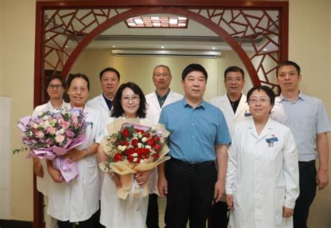 崇尚人文精神，彰显医者仁心——中国医师节慰问活动 中医药新闻 北京市中医药管理局