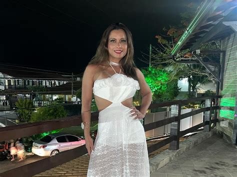Dani Sperle exibe a boa forma em dia de academia Tudo que você precisa saber Notícias