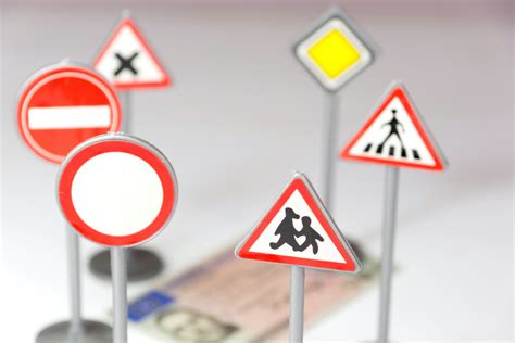 Do You Have To Pass Your Theory Test Before Lessons Go Girl