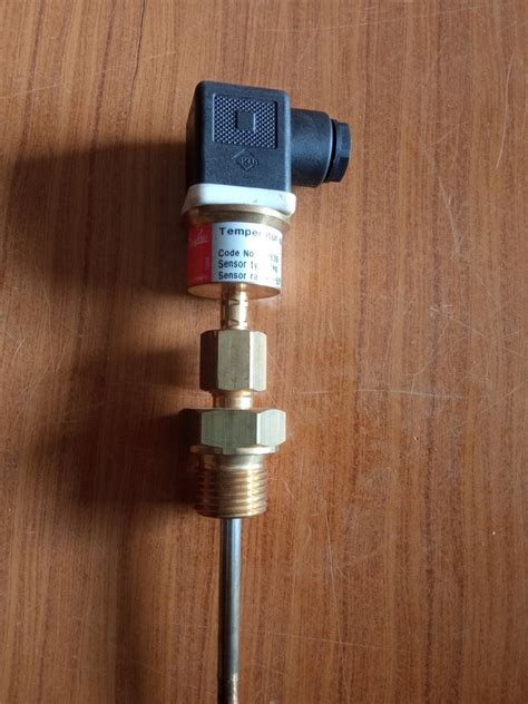Danfoss Temperature Sensor 701839 At Best Price In Bhavnagar By M M Enterprise Id 23666294191