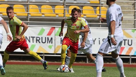 Radosław Majewski Może Wrócić Do Ekstraklasy Negocjuje Z Jednym Z