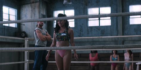 Unknown Nue Dans Glow