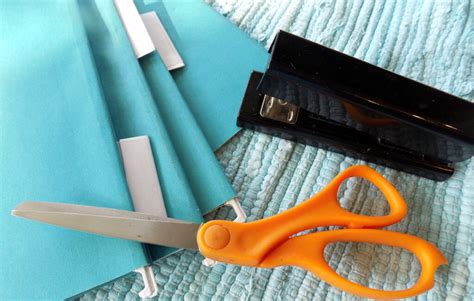 How To Organize Important Student Information With Tabbed Class Folders