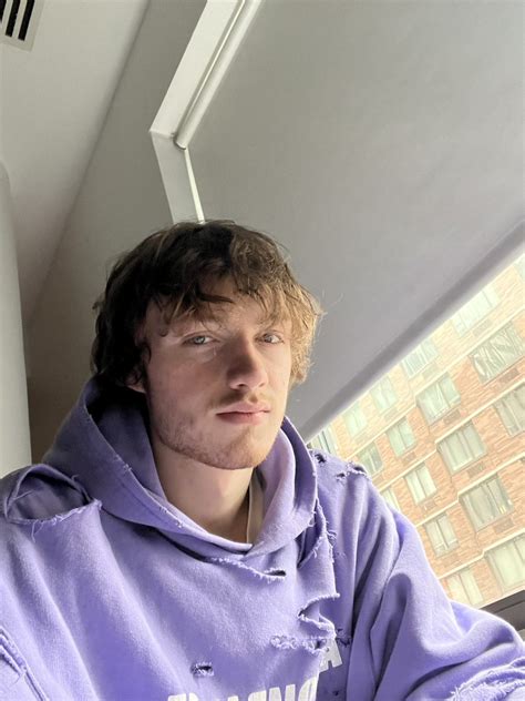 Timothy Champagne Tim Onlyfans Timothy Spams Rate That Onlyfans