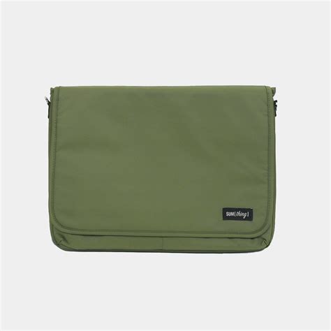 리사이클 나일론 노트북 파우치 썸띵 브랜드 굿즈로 좋은 경험을 전합니다