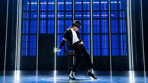 Ký ức về bước nhảy moonwalk của Michael Jackson