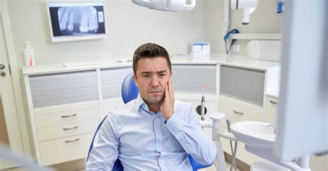 Causes And Signs Of A Dental Implant Infection Gbp Dental