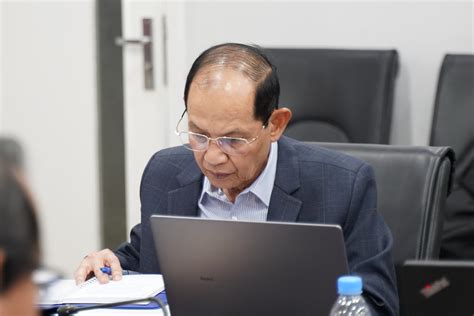 ឯកឧត្តម ប៊ិន ត្រឈៃ ក្រសួងផែនការ Ministry Of Planning Facebook
