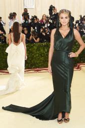 Kate Upton Met Gala 2018 • Celebmafia