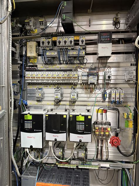 Krones Contiroll Hs 24 Station Roll Fed Labeler Beverage Industries