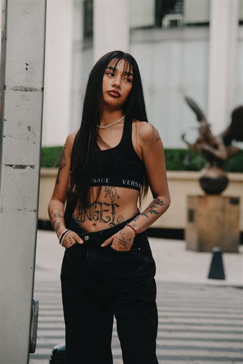 🦋SELENE🦋 on Twitter | Lizeth, Moda años 90, Belleza morena