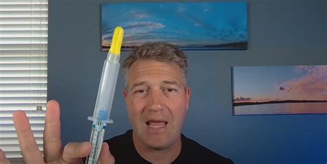 This Syringe Has 1 Mg Of Epinephrine In 10 Ml Of Saline Which Is 01 Mg