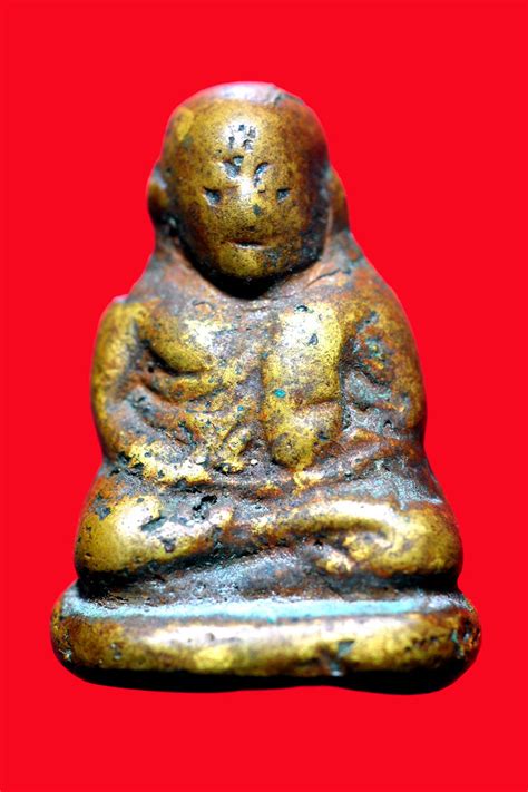 หลวงพ่อเงินพิมพ์ ขี้ตา 5 ชาย โดย สุวรรณพุทธศิลป์