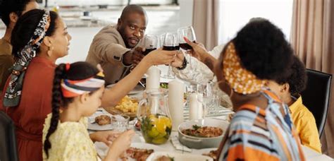 Heres How To Deal With Toxic Relatives