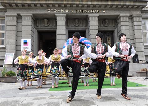 Празнуваме 1 юни Международния ден на детето Сн 9 Фото галерии Vesti Bg