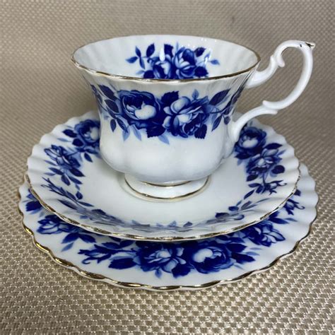 Royal Albert Teacup And Saucer Set X3 Florentinearistocrat