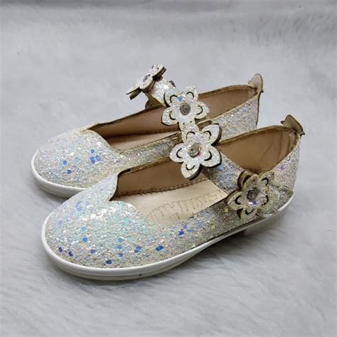 قیمت و خرید کفش دخترانه مدل 23