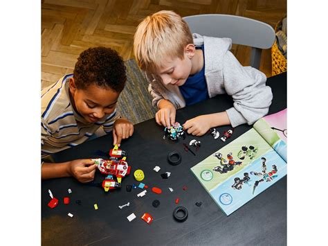 LEGO DREAMZzz Coopers tiger mech og Zeros hotrod bil På lager