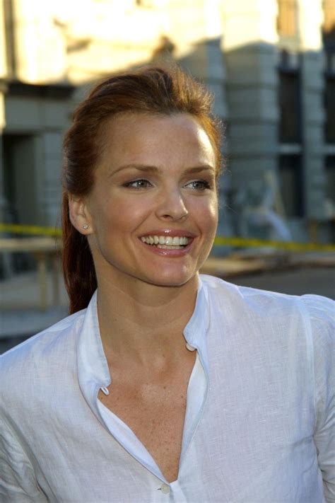 Dina Meyer Fotka