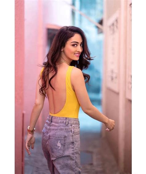 Sandeepa Dhar Rdesihotbacklessclub