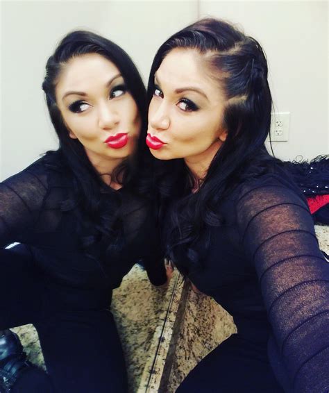 Pictures Of Lea Lexis