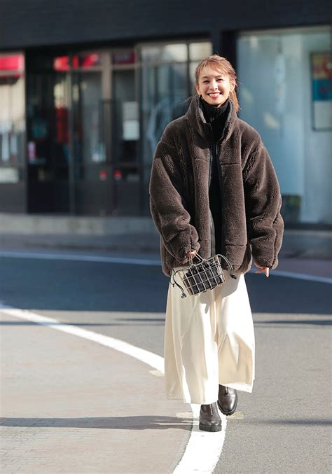 【12月の服装】冬アウターの合わせ方は？上旬・中旬・下旬のレディースコーデ35選 Domani Part 2