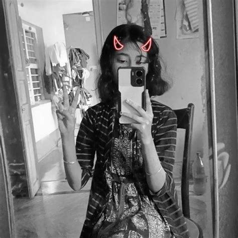 ︎꧁☆ ️ ꮖ𝐩ˢ𝗂𝘁ₐ ️☆꧂👀 Ipsita Adhikari • Threads Say More