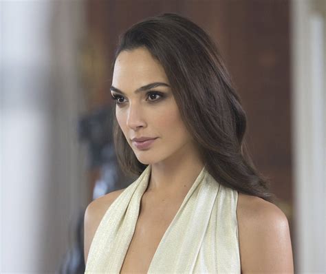100 Gal Gadot Pictures