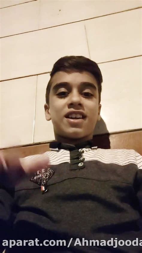 پرواز کن ولی نه جلو کسی که بهت بال و پر داده