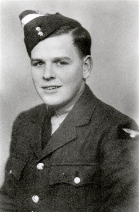 Warrant Officer Pilot Ramsay Stanners 1922 1944 Find A Grave Memorial