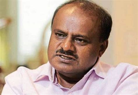 அதிகாரிக்கு மிரட்டல் அமைச்சர் மீது வழக்கு