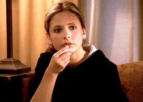 Smoking Cowboys Sarah Michelle Gellar As Buffy Summers In Season 4