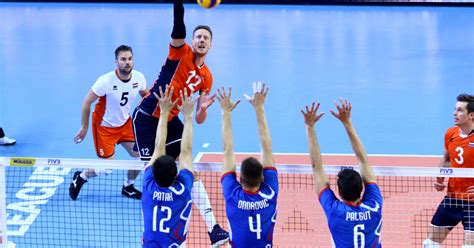 Robin Overbeeke Vervangt Geblesseerde Kay Van Dijk